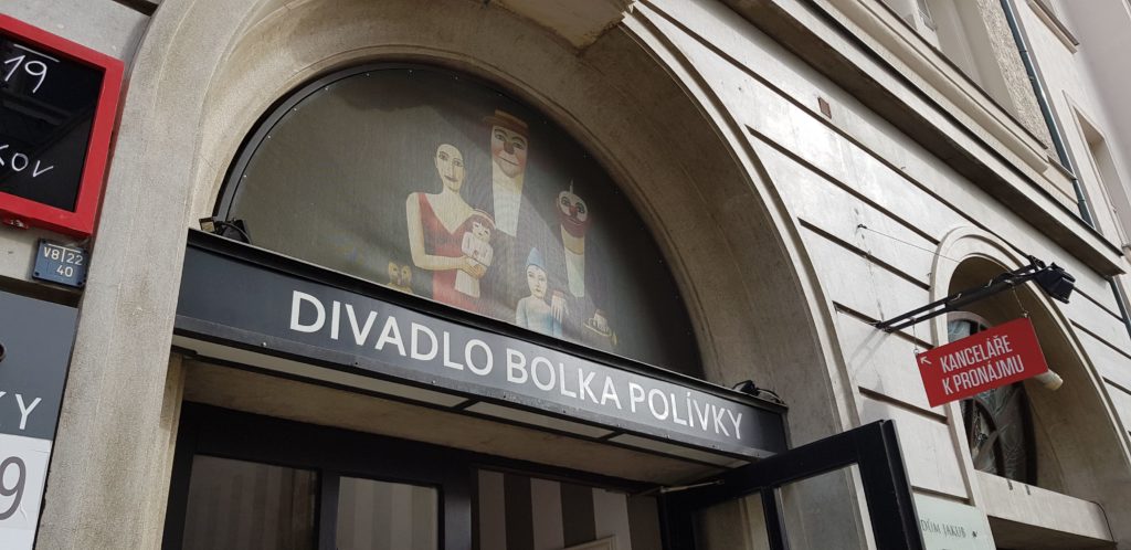 Divadlo Bolka Polívky a kino Scala by se po neděli mohly znovu otevřít ...