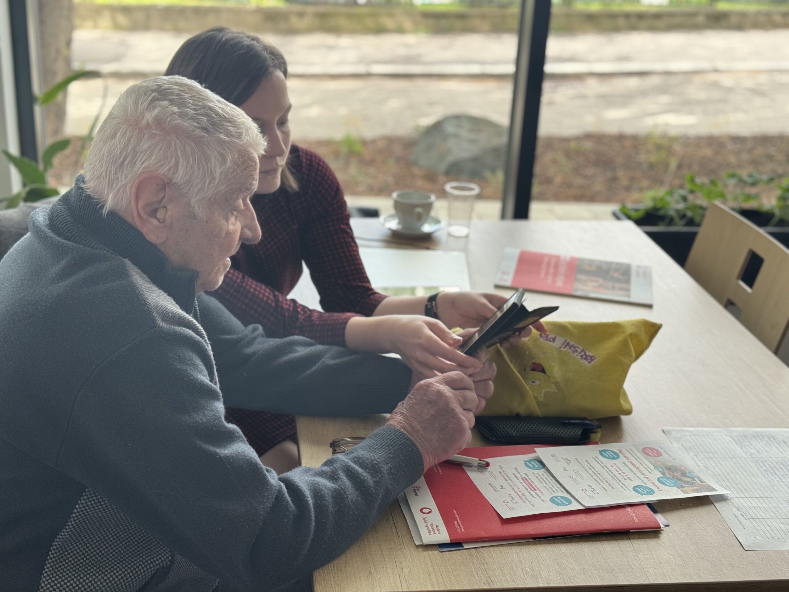 Moudrá Síť a inovační agentura pomohou seniorům s moderními ...